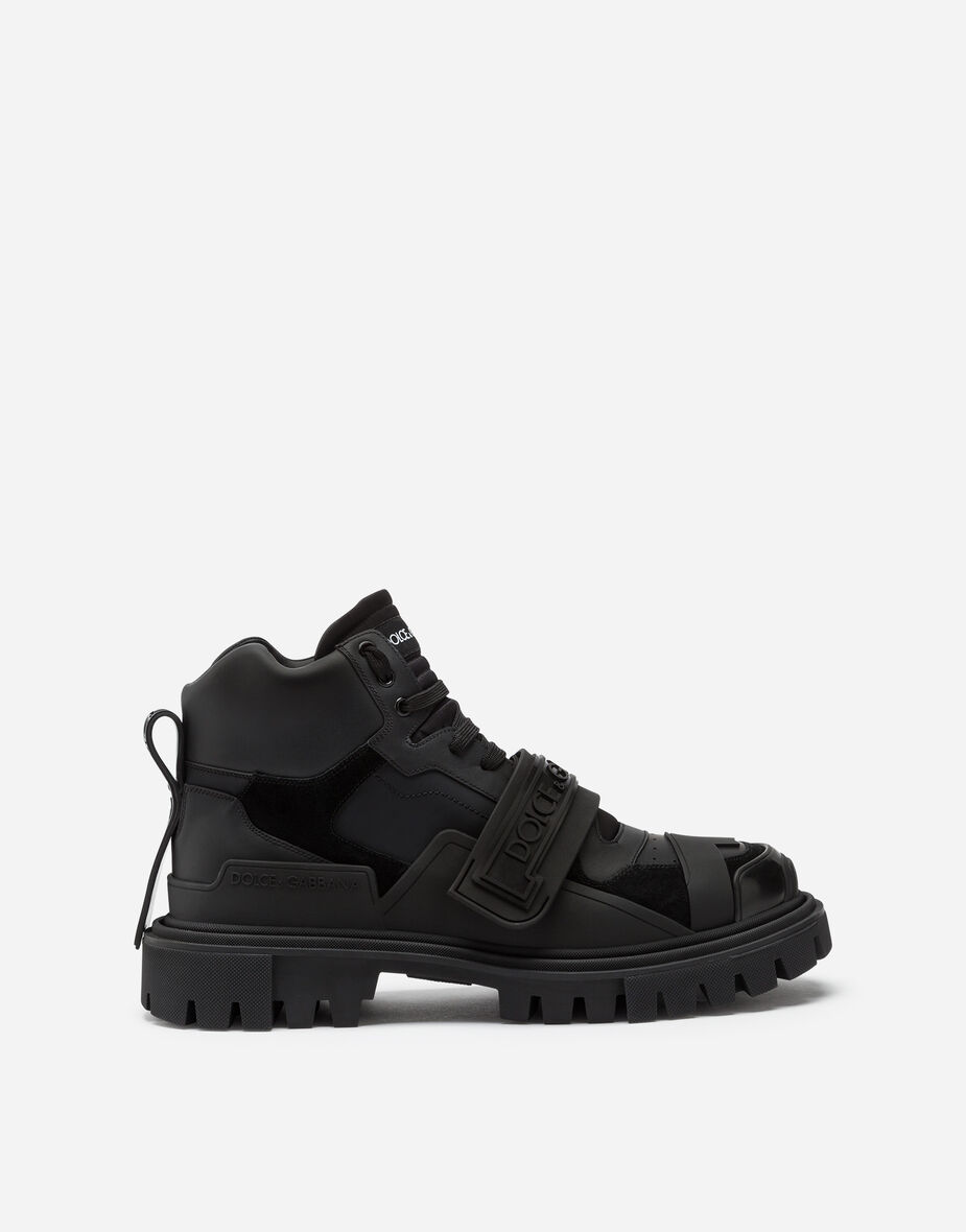 Mixed material trekking shoes with logo