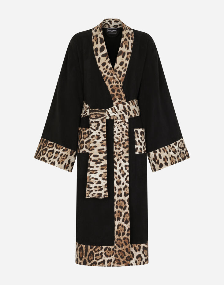 Designer bathrobes for men and women | Dolce&Gabbana® Casa