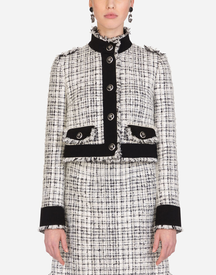 Cropped single-breasted jacket in tweed with decorative buttons
