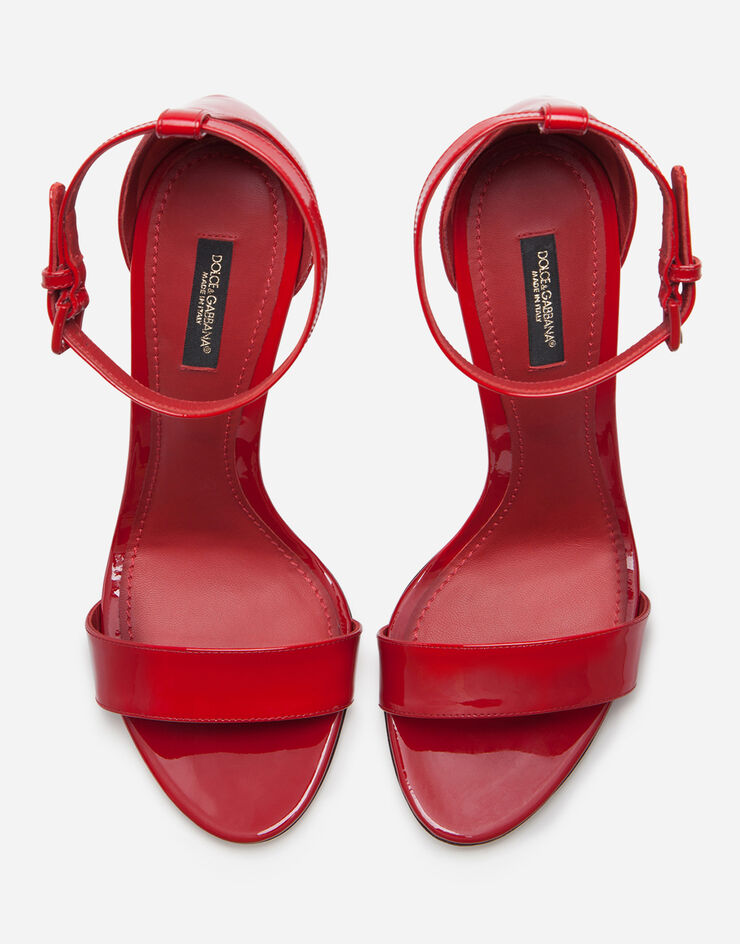 Patent leather sandals with DG heel
