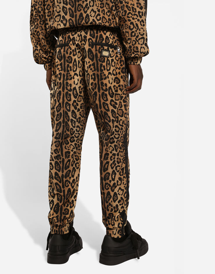 Jogging pants with leopard-print Crespo and tag in Print for Men ...